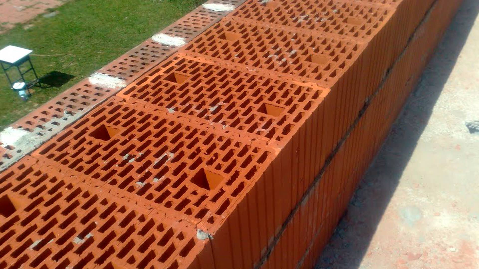 КЕРАМИЧЕСКИЕ БЛОКИ ДЛЯ СТРОИТЕЛЬСТВА ДОМА