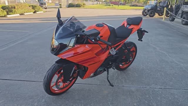 KTM RC 390 SUPER SPORT 2024
