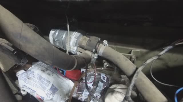 УАЗ - ( плюсы дополнительной помпы ) ..mp4