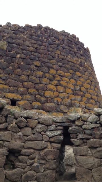 Nuraghe Losa (outside) in Sardinia, Italy - Древнее строение нурагов на Сардинии, Италия.