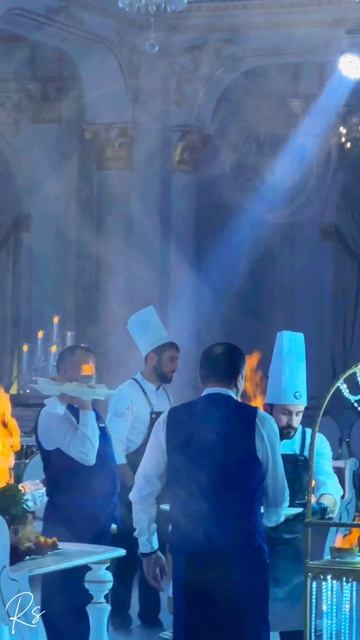 Подать блюдо тоже нужно уметь?