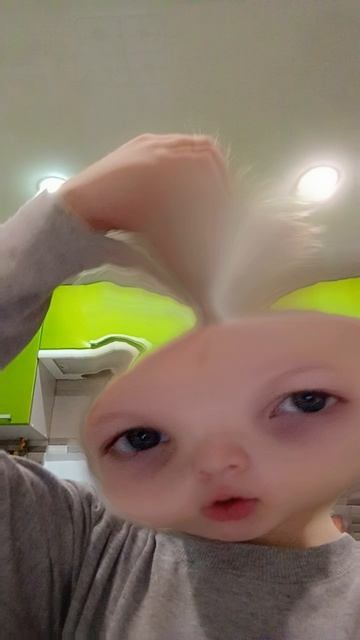 я белые волосы