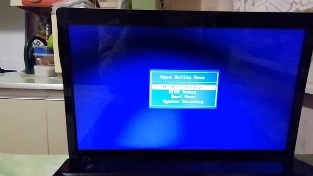 Как войти в БИОС и настроить загрузку с флешки четыре очень простых способа
