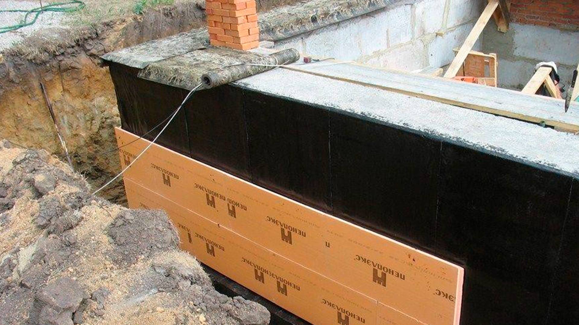 УТЕПЛЕНИЕ ФУНДАМЕНТА ДОМА