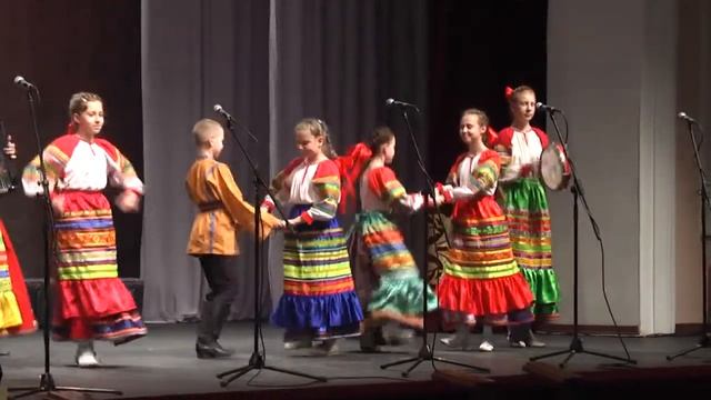 Фольклорный ансамбль Родничок - Ой, за гаем, гаем