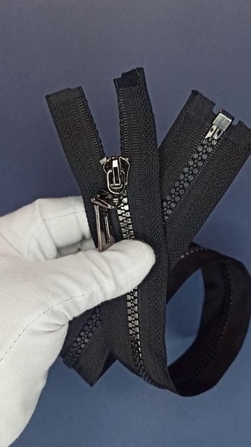 Молния пластик разъемная Т-5 черная/тем.никель-трактор 55см. Артикул 03123