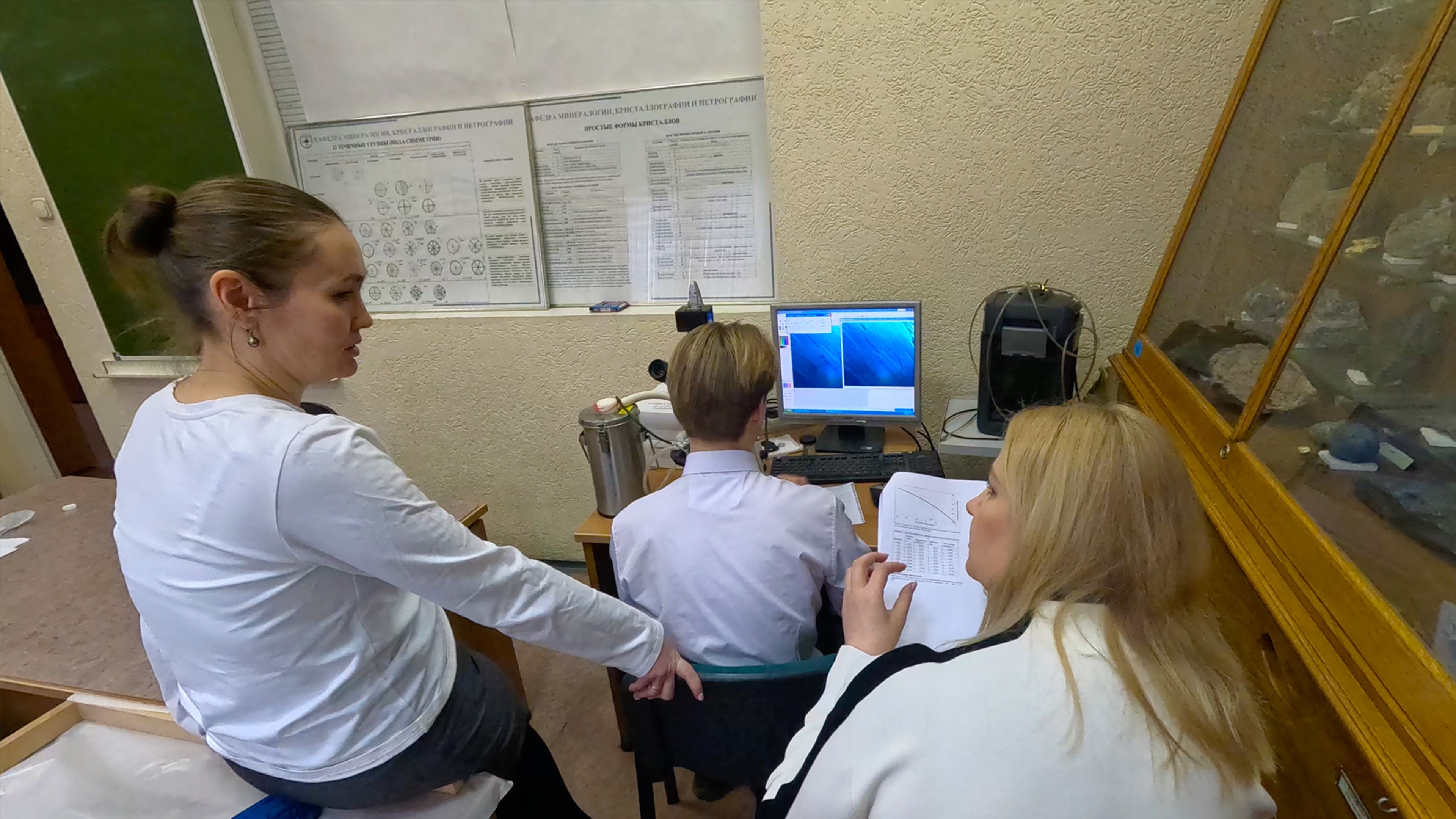 Что будет, если заморозить бериллы жидким азотом? Эксперимент, который удивил учёных!