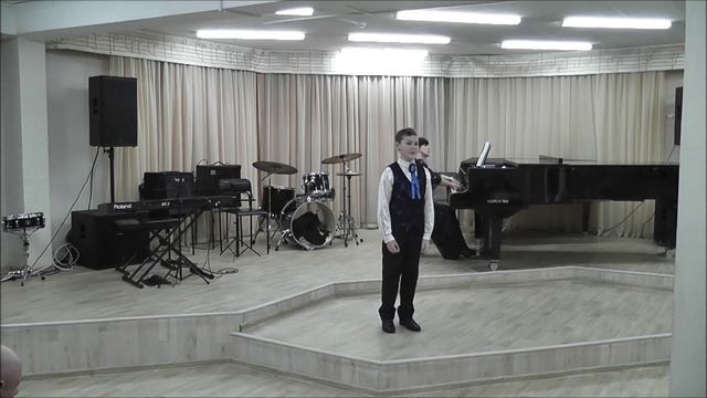 Барсуков Максим. Улыбка. Муз. Н. Богословского, сл. Б. Ласкина