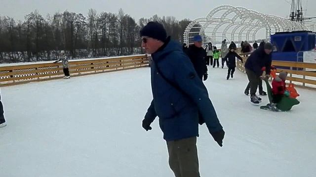 На катке-25, часть-2