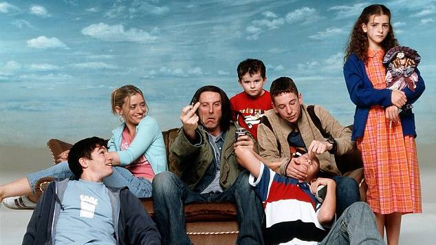 Сериал Бесстыдники - 4 сезон 4 серия / Shameless