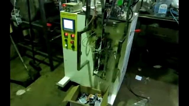 АВТОМАТ ФАСОВКИ РОЗЛИВА ЖИДКОСТИ САШЕ ПАКЕТ, СТАНОК УПАКОВКИ МАШИНА HP100Л УПАКОВОЧНОЕ ОБОРУДОВАНИЕ