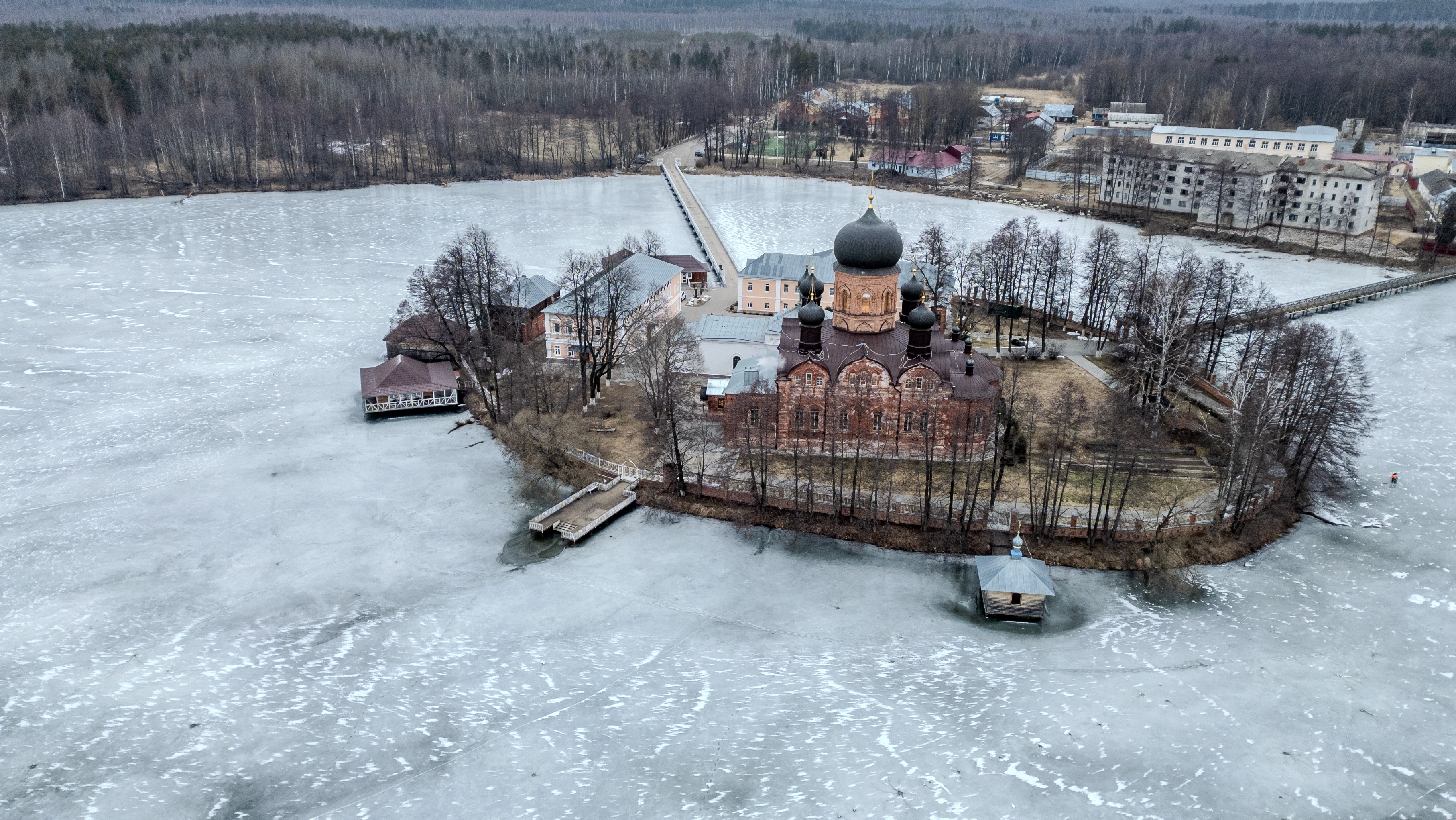 Небесная красота: Свято-Введенский Островной монастырь с высоты птичьего полета. Покров.VLOG