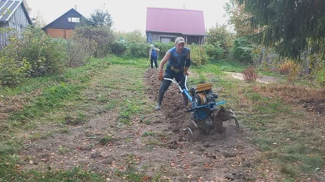КАРАКАТИЦЫ-ЭТИ ФРЕЗЫ НАЙДУТ ВСЕ,ПРОЙДУТ ПО ЛЮБОЙ ЗЕМЛЕ!!!СПИРАЛЬНЫЕ ФРЕЗЫ в работе.