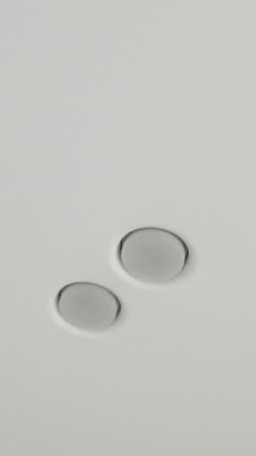 Установка нятжных потолков со светильниками