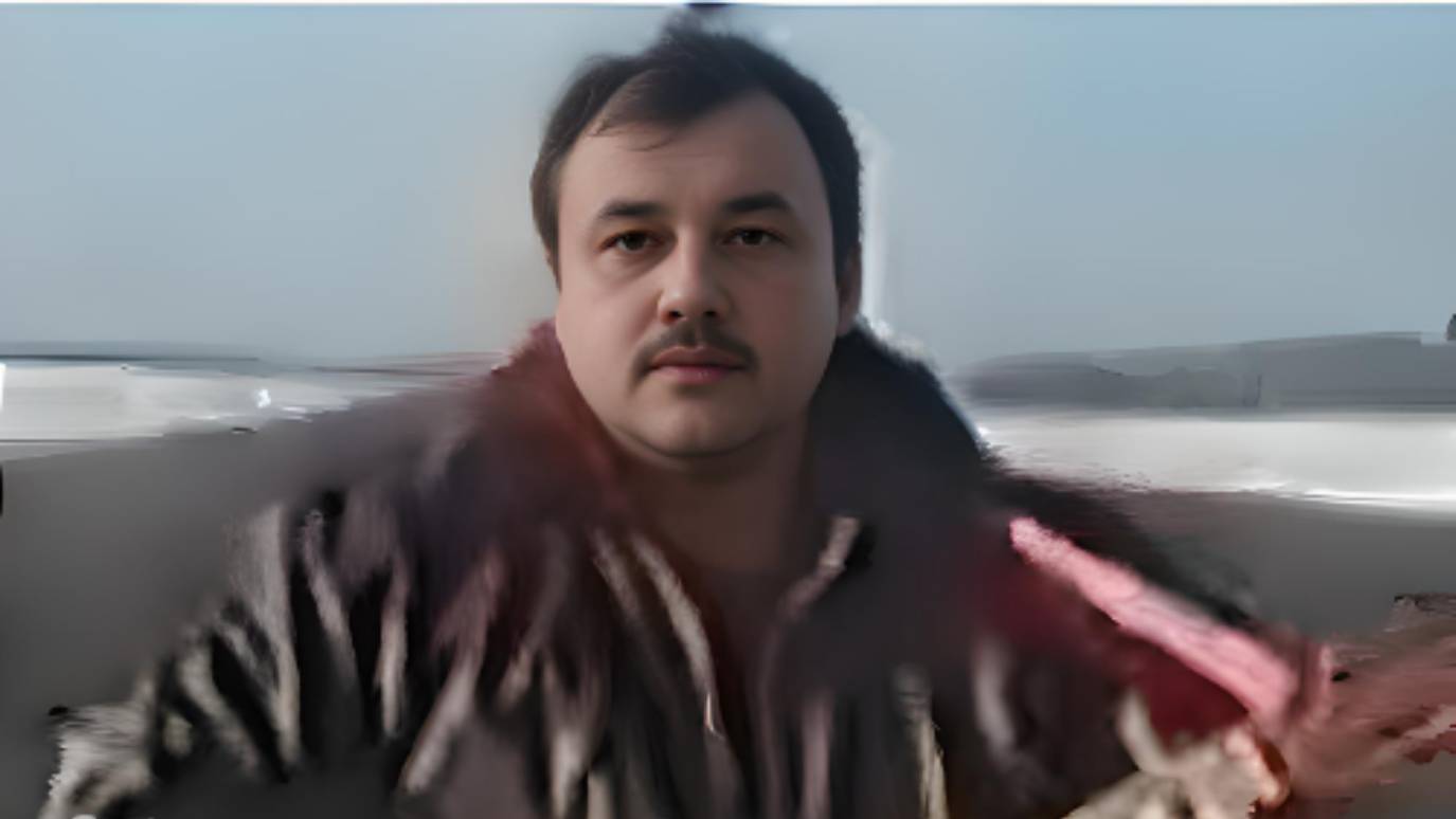 Виктор Бирюков - ПЕСНЯ ВЗЛËТНО - ПОСАДОЧНОЙ ПОЛОСЫ.mp4 ( голос 1 в 1 - В. Высоцкий).