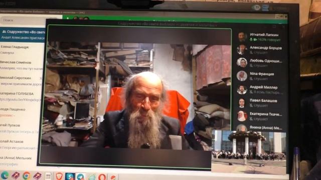 В чем цель, что вы издаете книги