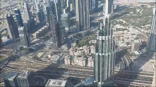 Бурдж-Халифа. Смотровая площадка. Дубай. ОАЭ.