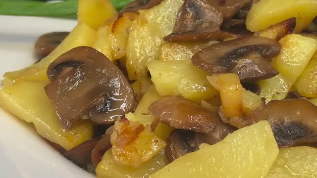 Жареная картошка с грибами | картошка с грибами| как пожарить картошку с грибами | рецепты просто