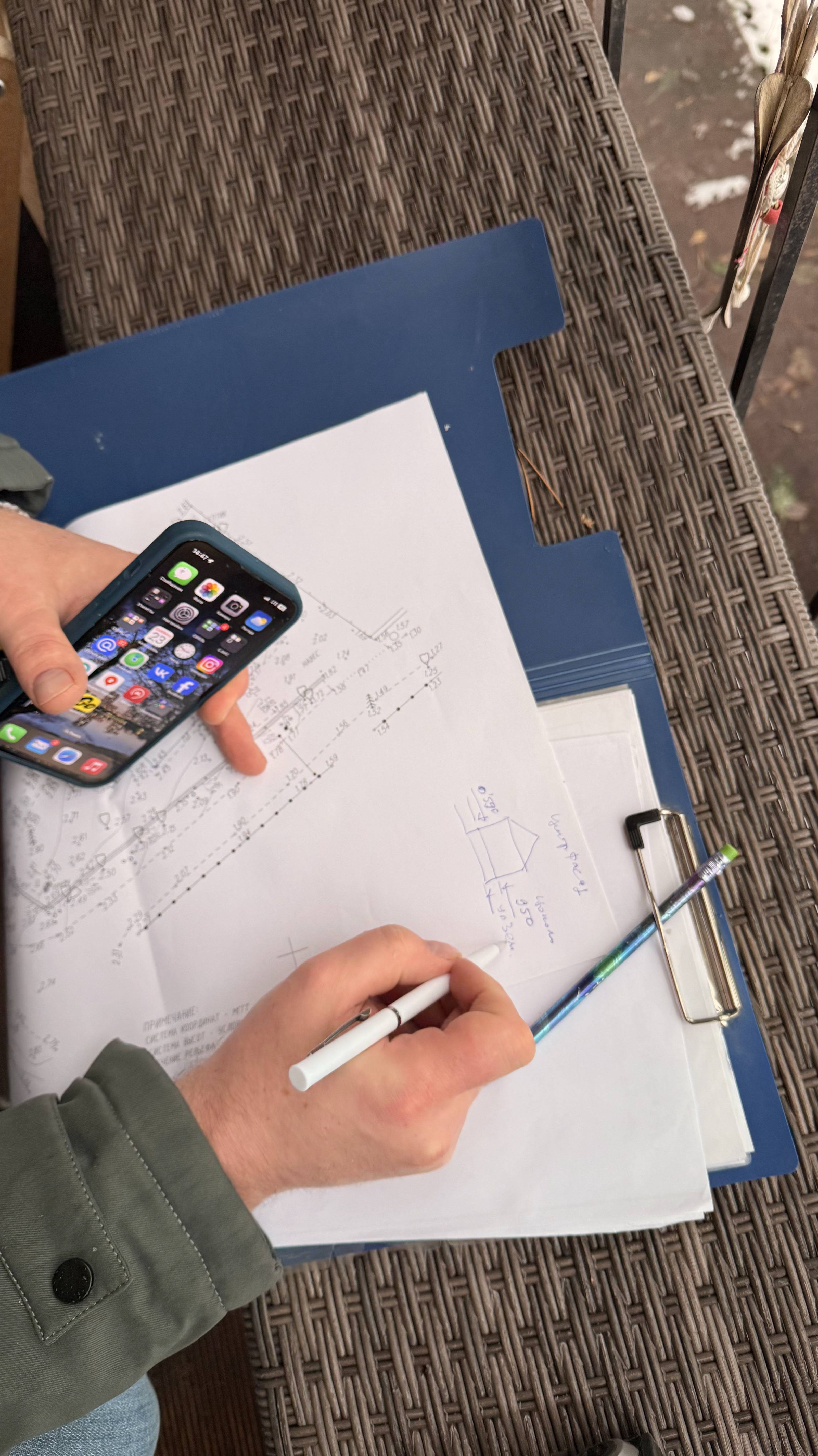 Мозг архитектора: погружение в мир идей. 
Реконструкция на объекте.