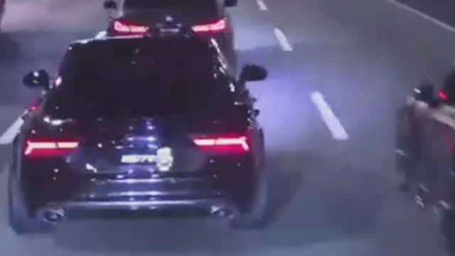 Автомобили