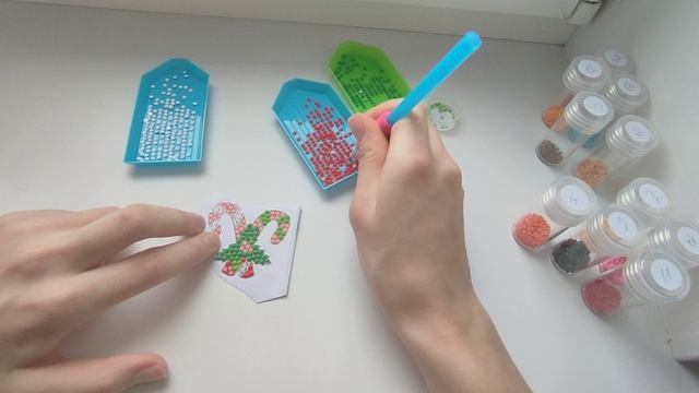 ЛЕДЕНЦЫ АЛМАЗНАЯ МОЗАИКА