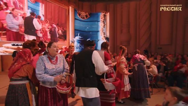 2. Ансамбль «Параскева» – «А мы масленицу дожидаем»