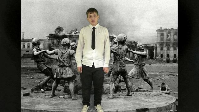 "Танюшка", читает Альмашев Арсений.