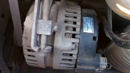 Как снять генератор хендай акцент