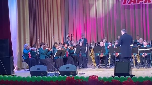 Лерой Андерсон - "Фиддл-Фаддл" (Пустячок)/Leroy Anderon - "Fiddle-Faddle"