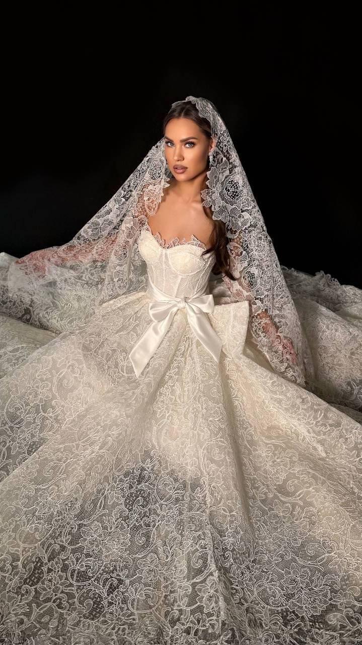 Пышное кружевное корсетное свадебное платье Дениз. Арабская коллекция. #свадебноеплатье #домневесты