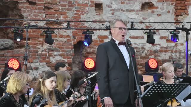 Ария Князя Игоря из оперы "Князь Игорь" А.П. Бородина , солист Олег Усенко-Золотос.