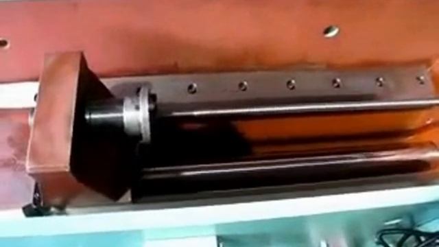 Горизонтально-протяжной станок TSAN HSIN