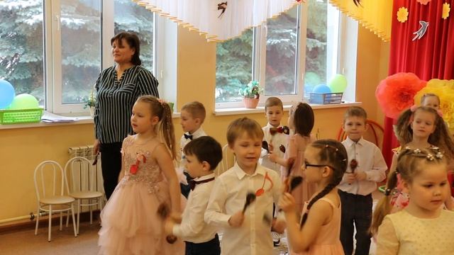 12 Песня для бабушки