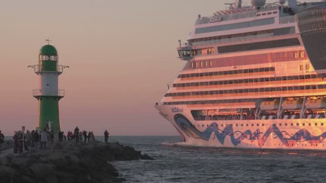 СЕДОВ. Маяки мира