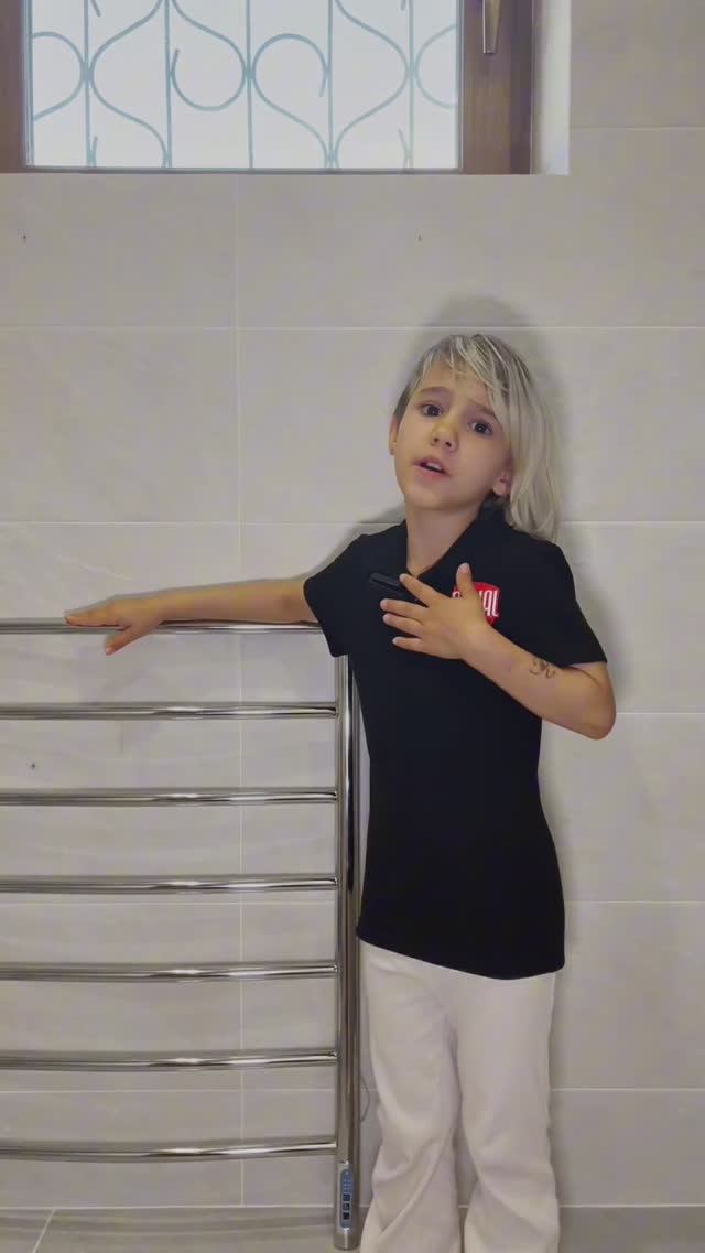 Монтаж электрического полотенцесушителя Royal Thermo Classic