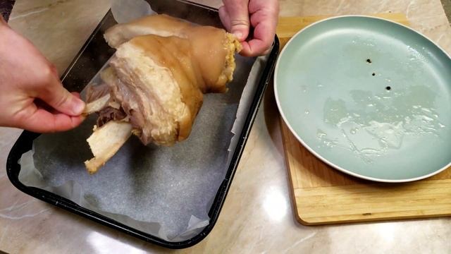 Знаменитая закуска, Свиная Рулька по-Баварски !! просто и вкусно !!