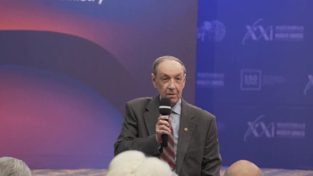 А.И. Русанов на XXI Менделеевском съезде