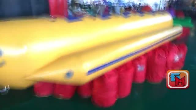 Надувной зимний банан размер 6,4x1,3x0,7 м от "БатутМастер"