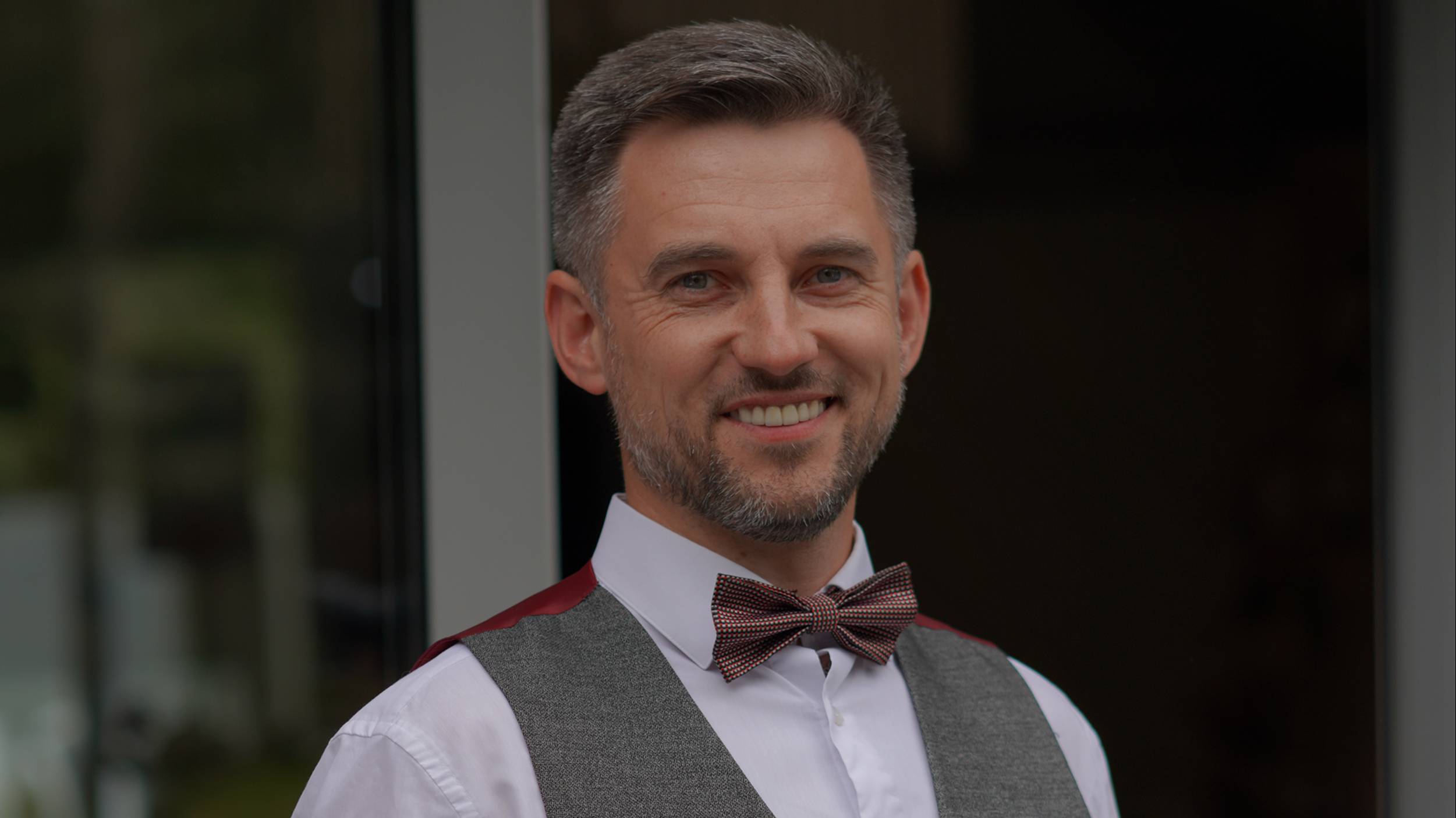 Синяя Вечность - исполняет  Игорь Никитин