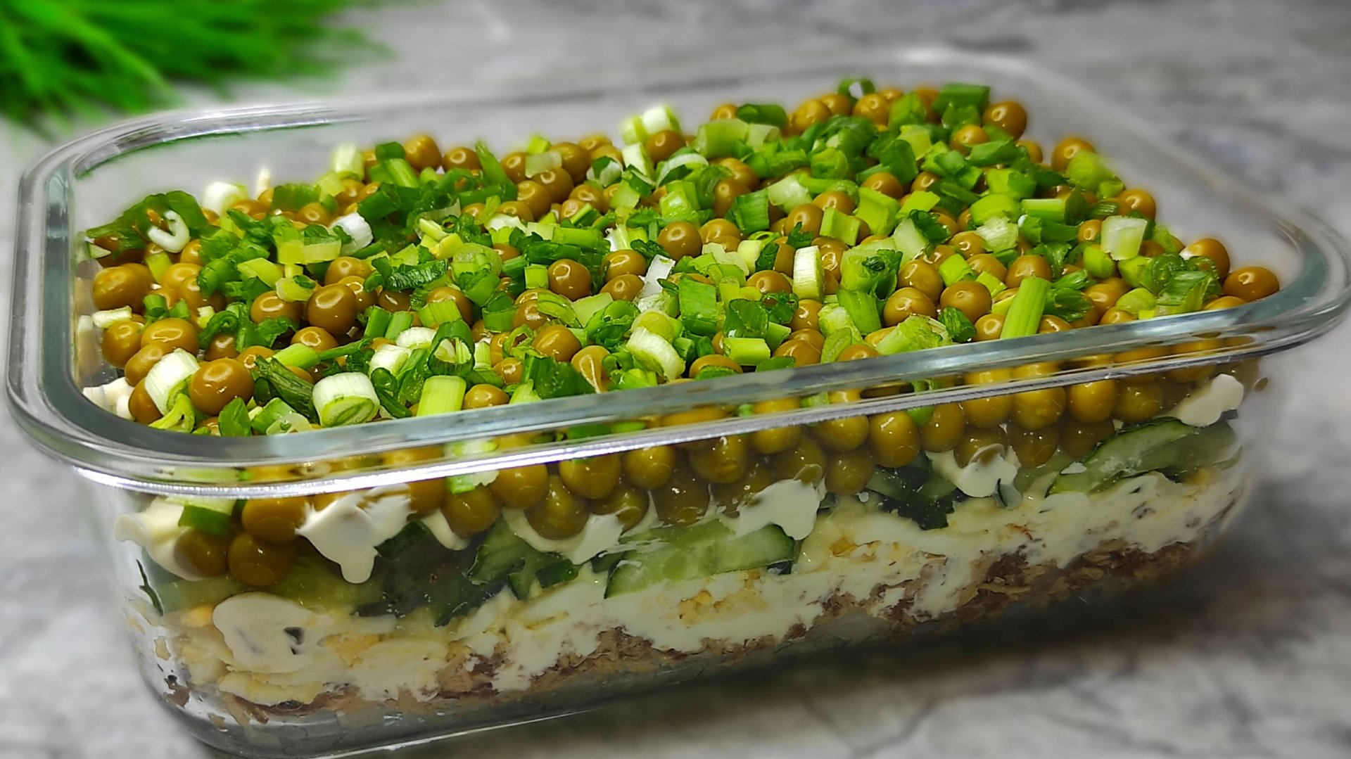 Салат с ТУНЦОМ и зеленым горошком за СЧИТАНЫЕ МИНУТЫ.