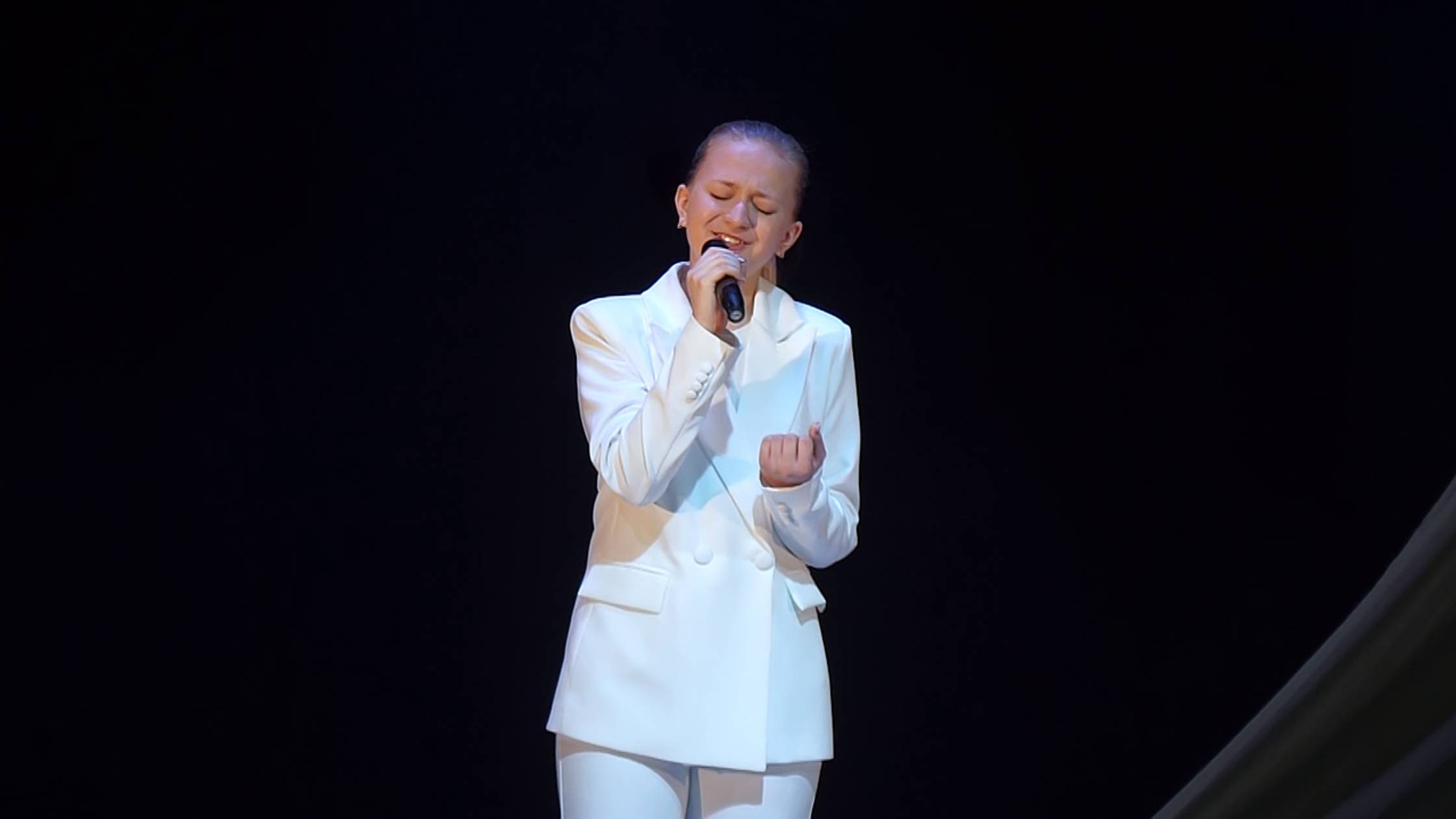 Анна Белова «Мама» (авт. Анна Петряшева). Март 2025 г.