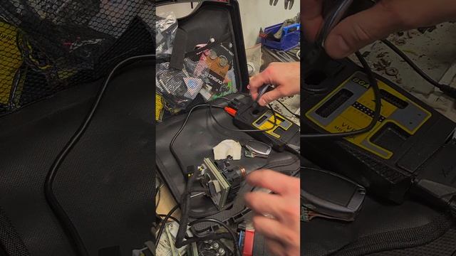 Проверка замка Mercedes-Benz W212 после ремонта