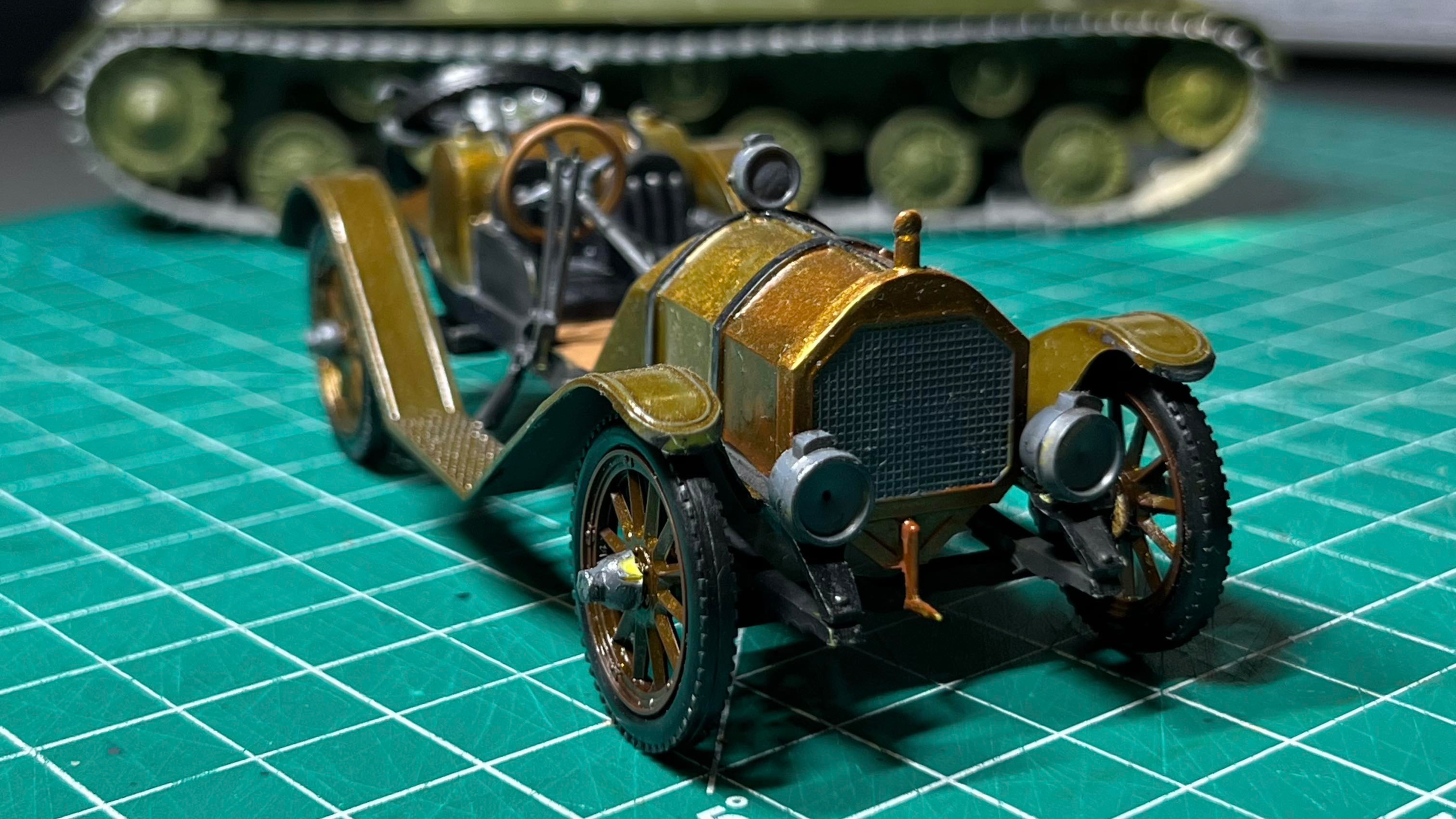 Сборка модели - Mercer Racebout