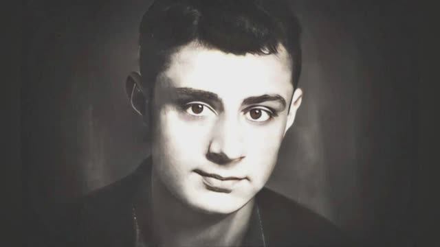 Эдуард Асадов. «Евгений Евтушенко» (1962). Читает Ярослав Годованый. Запись 29 октября 2023 г.