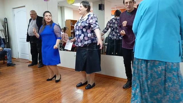 Н. Михалевич «По маленькой»