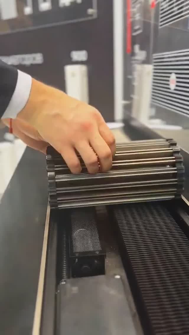 Внутрипольные и напольные конвекторы Royal Thermo на выставке #Акватерм #aquatherm #aquatherm2024