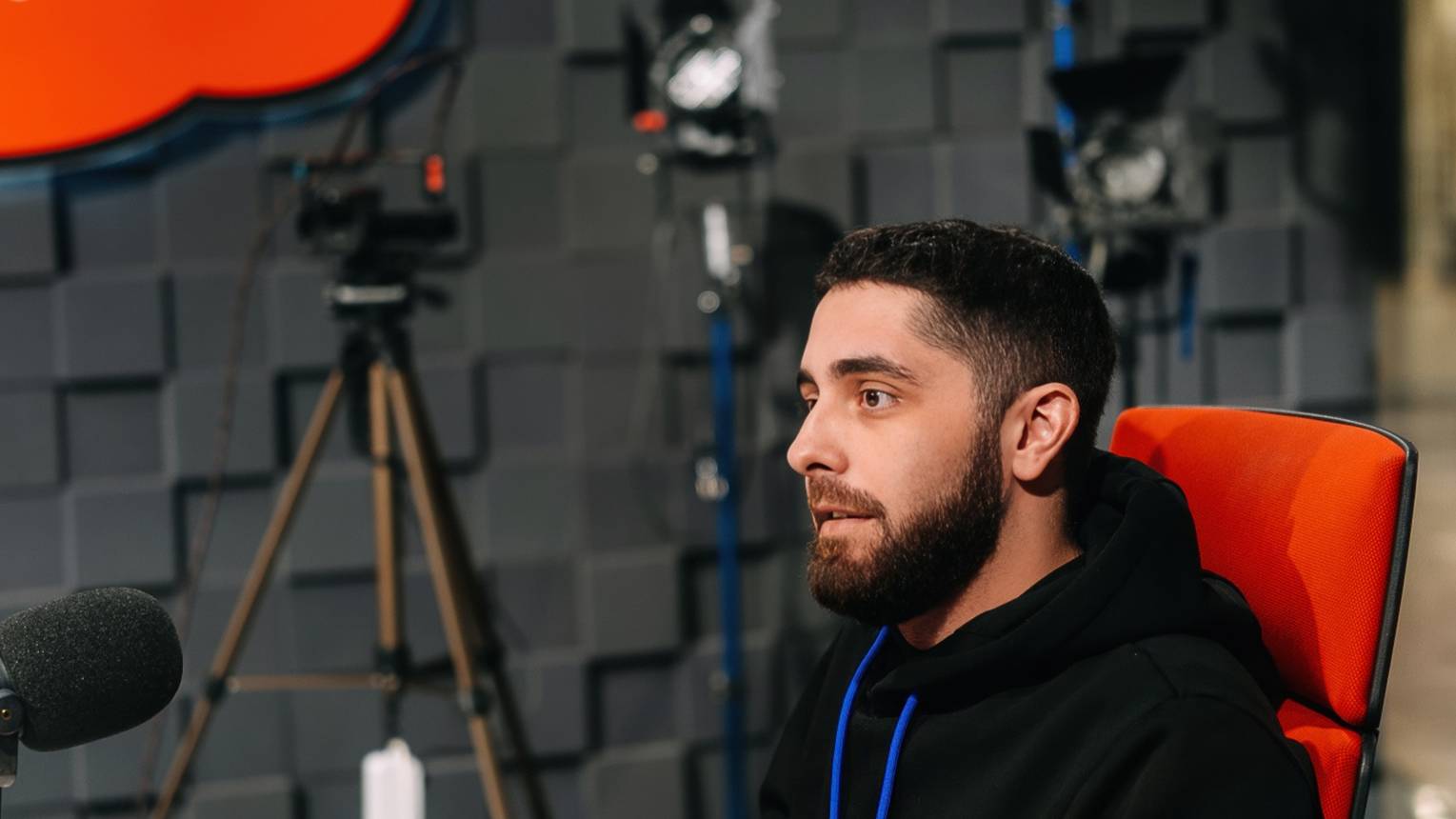 Первый выпуск div.podcast в эфире на радио «Серебряный дождь Ставрополь 96.2 FM»