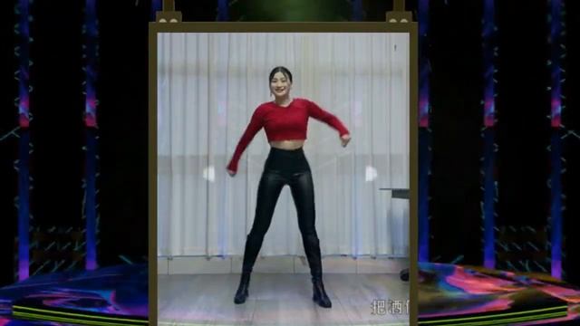 Красавица Цин Цин лихо отжигает на дискотеке под Bla Bla Bla (Radio Cut)танец называется"StormClanDJ