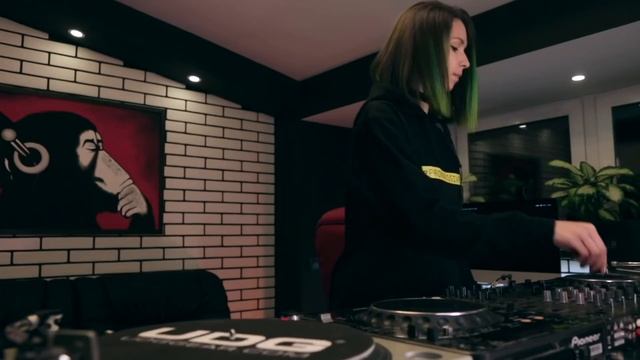 Miss Monique - MiMo Weekly Podcast #07