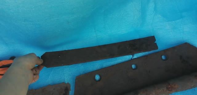 Копаю железо с дочерью. В поисках клада